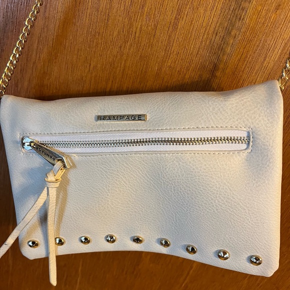 Rampage | Bags | Rampage Cream Crossbody Bag With Gold Chain | Poshmark